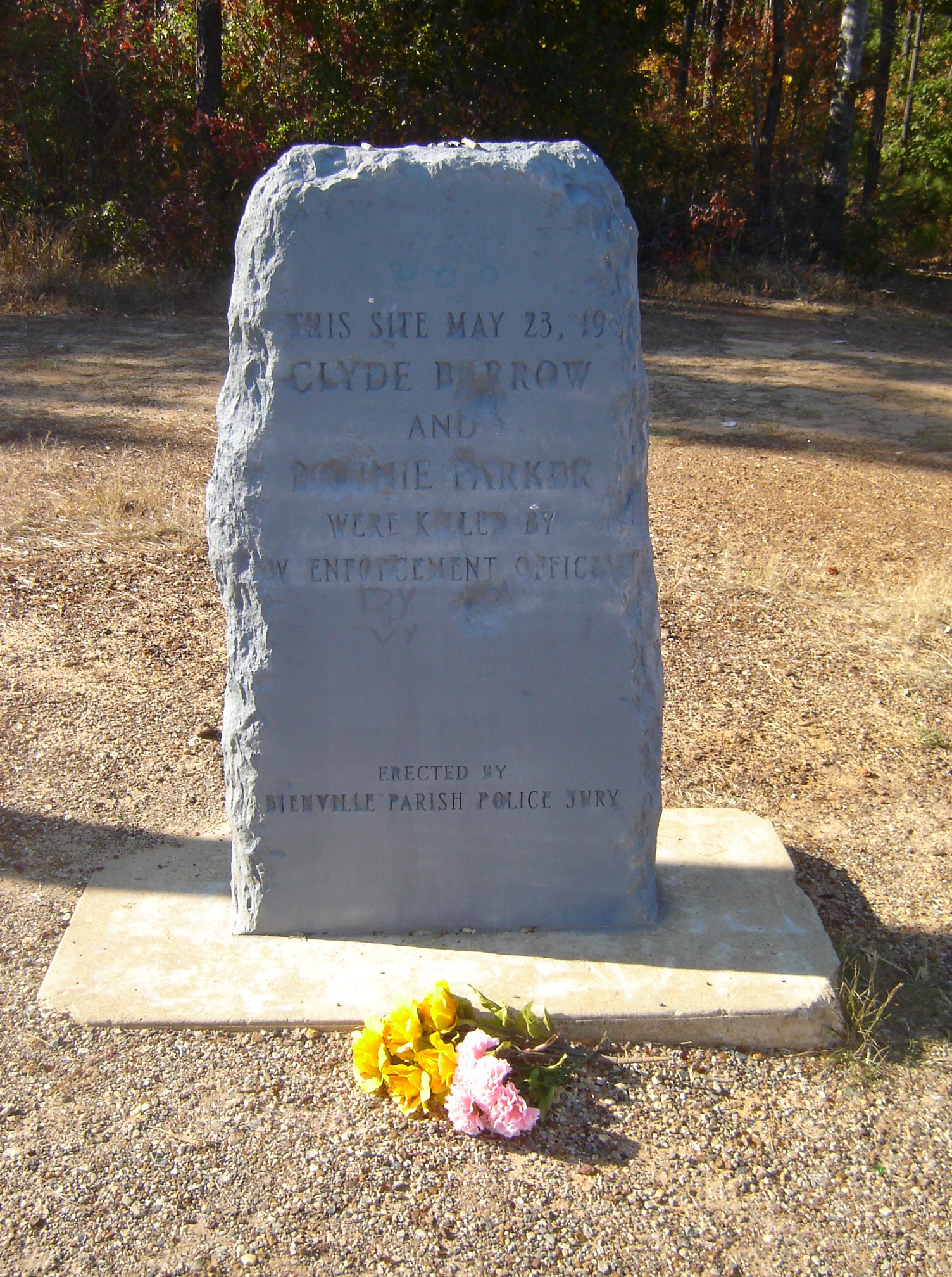 Bonnie and Clyde Ambush Museum – hbauld's Weblog